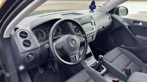 Melns Volkswagen Tiguan 2013 Jonava, ar dzinēja tilpumu 1.97 L un nobraukumu 250 tūkst. km par 7300 €, foto 24 vietnē AUTOMOTO.COM.LV
