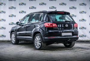 Melns Volkswagen Tiguan 2013 Kauņa, ar dzinēja tilpumu 2.00 L un nobraukumu 284 tūkst. km par 9890 €, foto 4 vietnē AUTOMOTO.COM.LV