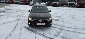 Black Volkswagen Tiguan 2013 in Kaunas, with an engine capacity of 2.00 L and mileage of 290 thousand km for 8650 €, photo 2 on AUTOMOTO.COM.LV