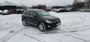 Black Volkswagen Tiguan 2013 in Kaunas, with an engine capacity of 2.00 L and mileage of 290 thousand km for 8650 €, photo 3 on AUTOMOTO.COM.LV