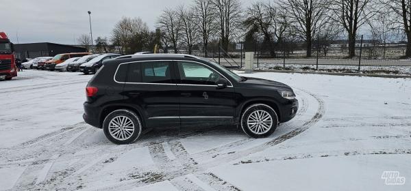 Black Volkswagen Tiguan 2013 in Kaunas, with an engine capacity of 2.00 L and mileage of 290 thousand km for 8650 €, photo 6 on AUTOMOTO.COM.LV