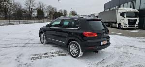 Black Volkswagen Tiguan 2013 in Kaunas, with an engine capacity of 2.00 L and mileage of 290 thousand km for 8650 €, photo 9 on AUTOMOTO.COM.LV