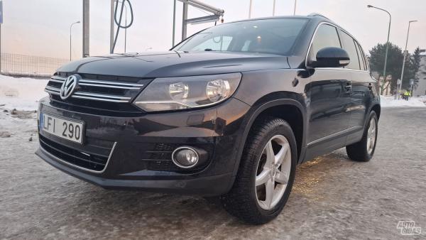 Melns Volkswagen Tiguan 2013 Klaipėda, ar dzinēja tilpumu 2.00 L un nobraukumu 274 tūkst. km par 8800 €, foto 3 vietnē AUTOMOTO.COM.LV