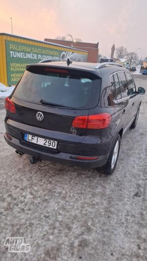 Melns Volkswagen Tiguan 2013 Klaipėda, ar dzinēja tilpumu 2.00 L un nobraukumu 274 tūkst. km par 8800 €, foto 7 vietnē AUTOMOTO.COM.LV