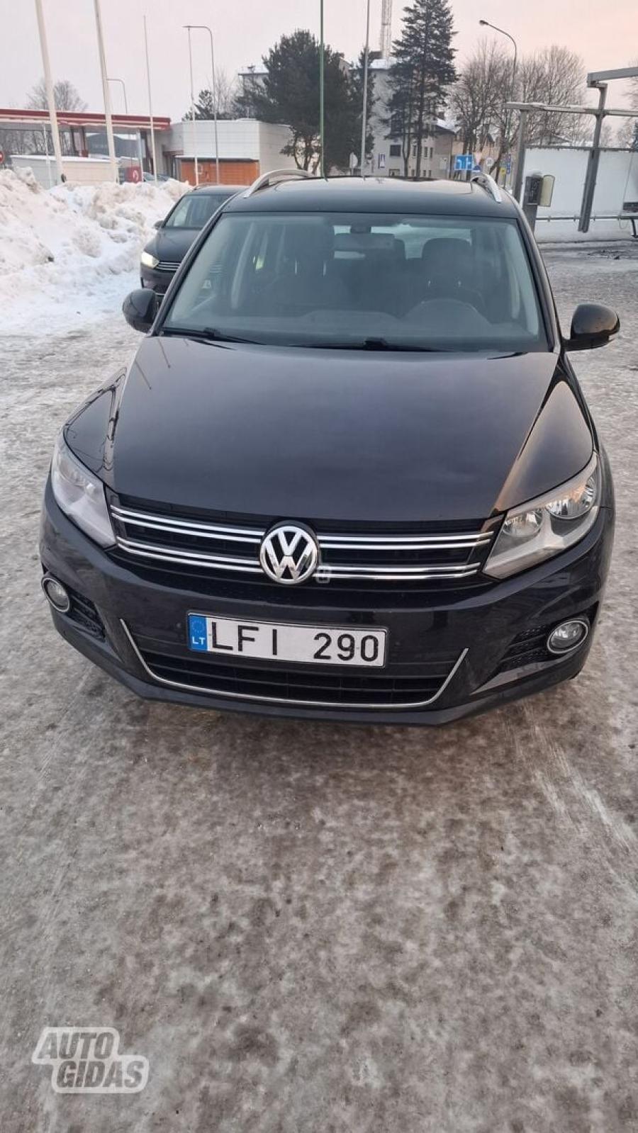 Melns Volkswagen Tiguan 2013 Klaipėda, ar dzinēja tilpumu 2.00 L un nobraukumu 274 tūkst. km par 8800 €, foto 8 vietnē AUTOMOTO.COM.LV