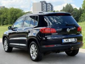 Melns Volkswagen Tiguan 2013 Kauņa, ar dzinēja tilpumu 2.00 L un nobraukumu 267 tūkst. km par 8000 €, foto 5 vietnē AUTOMOTO.COM.LV