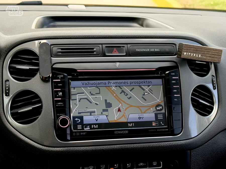 Melns Volkswagen Tiguan 2013 Kauņa, ar dzinēja tilpumu 2.00 L un nobraukumu 267 tūkst. km par 8000 €, foto 13 vietnē AUTOMOTO.COM.LV