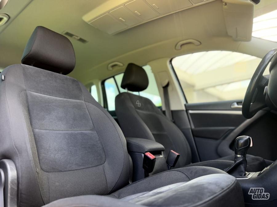 Melns Volkswagen Tiguan 2013 Kauņa, ar dzinēja tilpumu 2.00 L un nobraukumu 267 tūkst. km par 8000 €, foto 18 vietnē AUTOMOTO.COM.LV