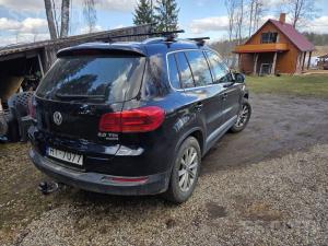Melns Volkswagen Tiguan 2013 Saldus, ar dzinēja tilpumu 2.00 L un nobraukumu 267 tūkst. km par 8500 €, foto 3 vietnē AUTOMOTO.COM.LV