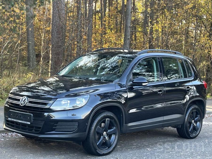 Melns Volkswagen Tiguan 2013 Valmiera, ar dzinēja tilpumu 2.00 L un nobraukumu 0 tūkst. km par 10800 €, foto 1 vietnē AUTOMOTO.COM.LV