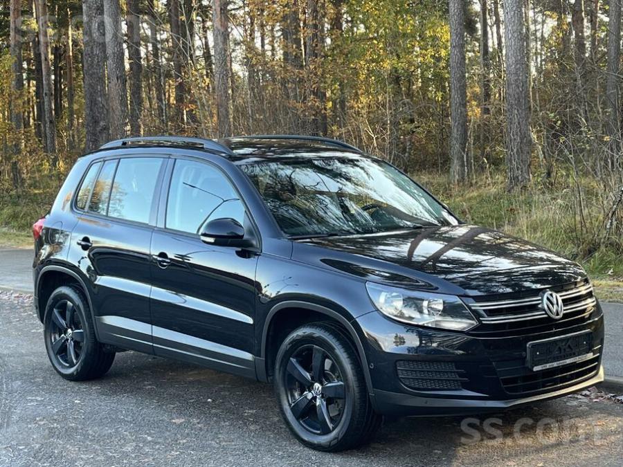 Melns Volkswagen Tiguan 2013 Valmiera, ar dzinēja tilpumu 2.00 L un nobraukumu 0 tūkst. km par 10800 €, foto 7 vietnē AUTOMOTO.COM.LV