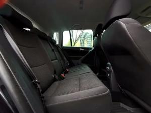 Melns Volkswagen Tiguan 2013 Rīga, ar dzinēja tilpumu 2.00 L un nobraukumu 287 tūkst. km par 8600 €, foto 6 vietnē AUTOMOTO.COM.LV