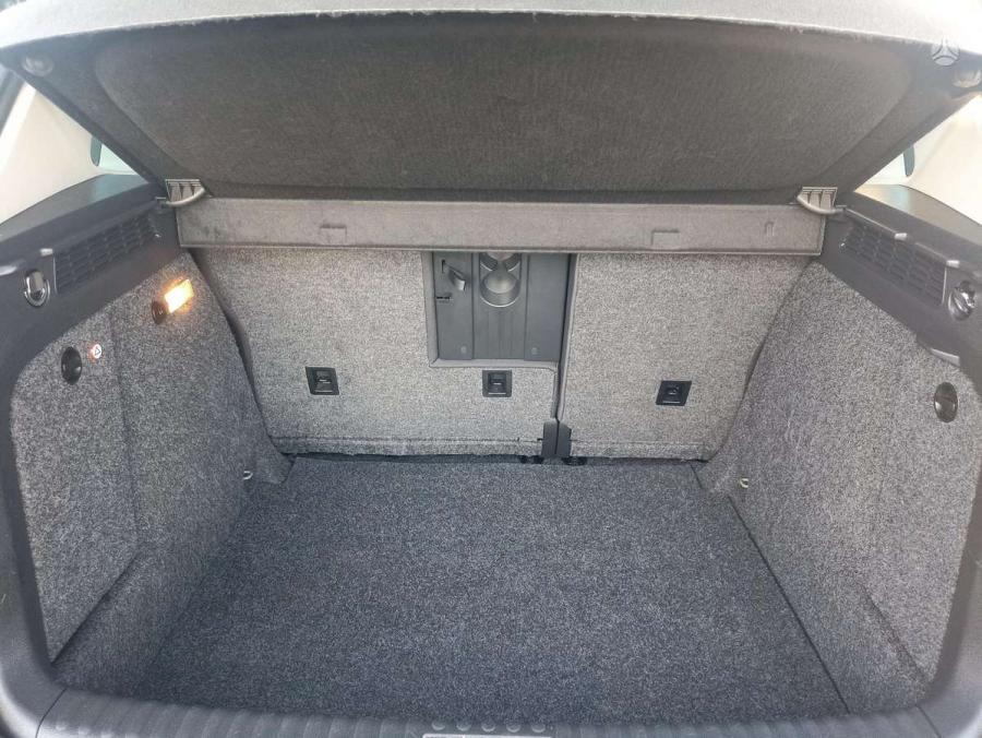 Black Volkswagen Tiguan 2013 in Vilnius, with an engine capacity of 1.97 L and mileage of 206 thousand km for 9300 €, photo 13 on AUTOMOTO.COM.LV