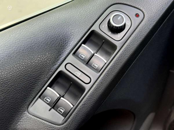 Black Volkswagen Tiguan 2013 in Kaunas, with an engine capacity of 1.98 L and mileage of 267 thousand km for 7500 €, photo 10 on AUTOMOTO.COM.LV