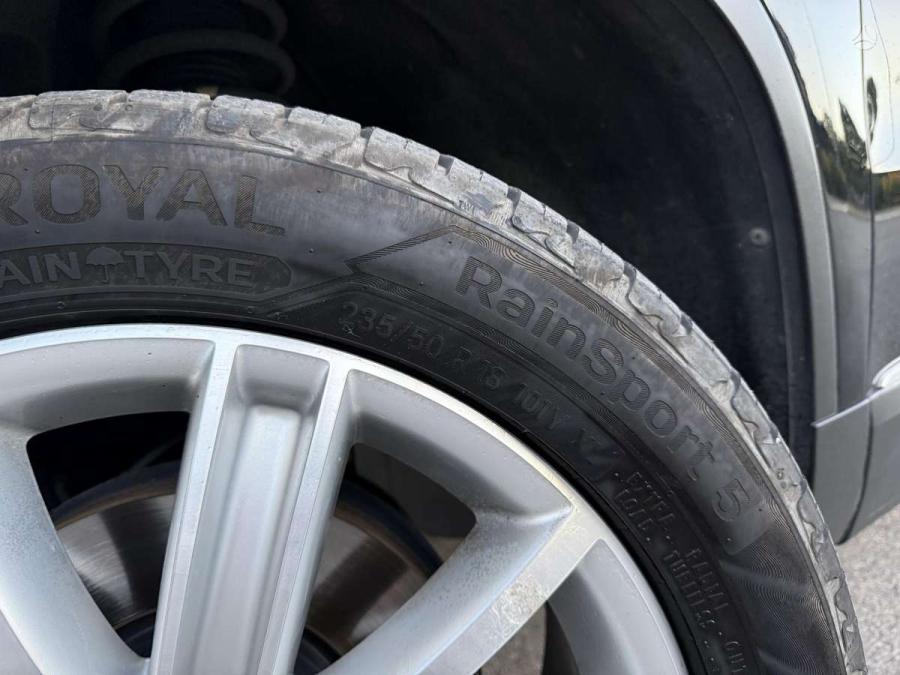 Melns Volkswagen Tiguan 2013 Tauragė, ar dzinēja tilpumu 1.97 L un nobraukumu 193 tūkst. km par 8500 €, foto 14 vietnē AUTOMOTO.COM.LV