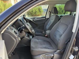 Melns Volkswagen Tiguan 2013 Tauragė, ar dzinēja tilpumu 1.97 L un nobraukumu 193 tūkst. km par 8500 €, foto 17 vietnē AUTOMOTO.COM.LV