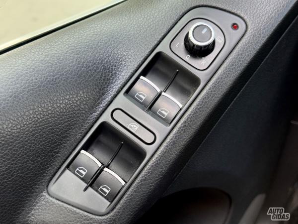 Melns Volkswagen Tiguan 2013 Kauņa, ar dzinēja tilpumu 2.00 L un nobraukumu 267 tūkst. km par 8000 €, foto 10 vietnē AUTOMOTO.COM.LV