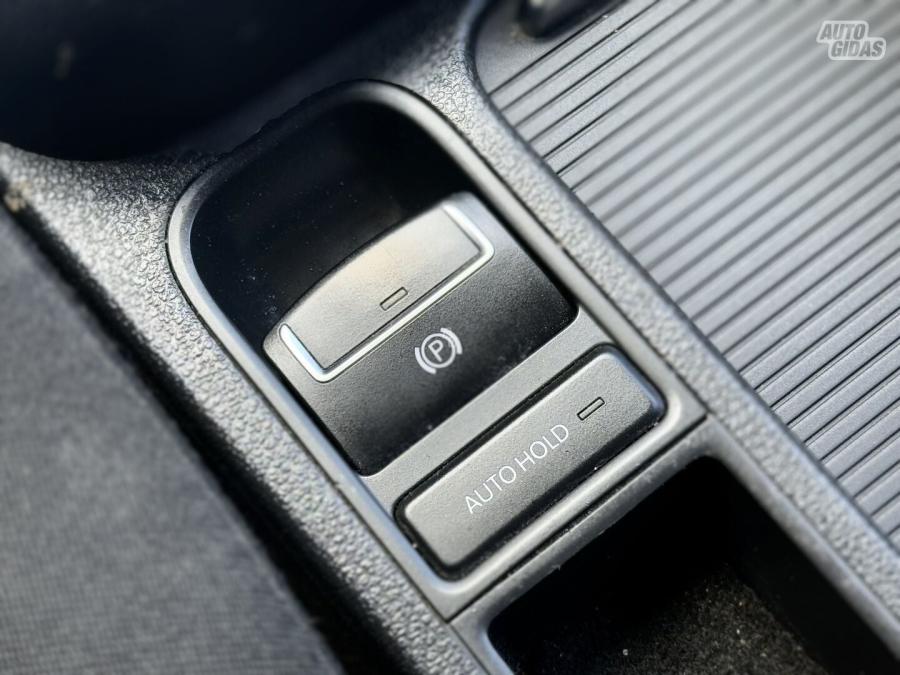Black Volkswagen Tiguan 2013 in Kaunas, with an engine capacity of 2.00 L and mileage of 267 thousand km for 8000 €, photo 17 on AUTOMOTO.COM.LV