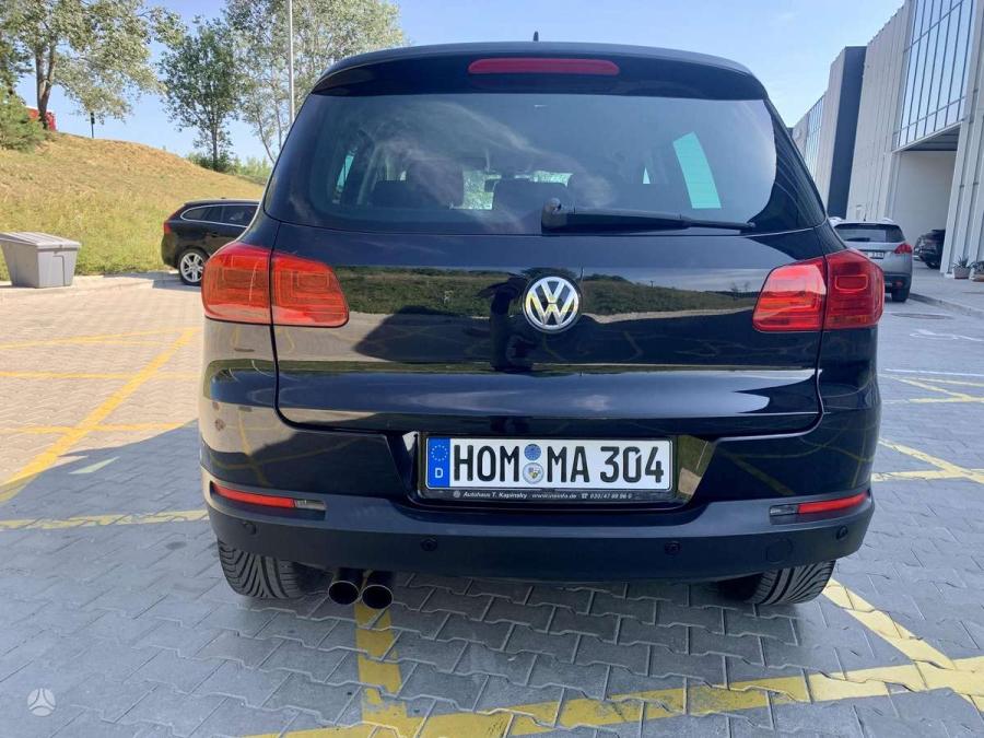Melns Volkswagen Tiguan 2013 Viļņa, ar dzinēja tilpumu 1.97 L un nobraukumu 268 tūkst. km par 8300 €, foto 5 vietnē AUTOMOTO.COM.LV