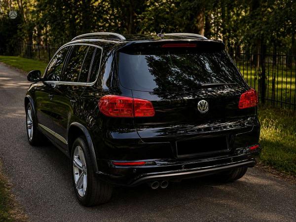 Black Volkswagen Tiguan 2013 in Vilnius, with an engine capacity of 1.97 L and mileage of 271 thousand km for 8700 €, photo 9 on AUTOMOTO.COM.LV