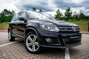 Melns Volkswagen Tiguan 2013 Druskininkai, ar dzinēja tilpumu 1.97 L un nobraukumu 291 tūkst. km par 10300 €, foto  vietnē AUTOMOTO.COM.LV