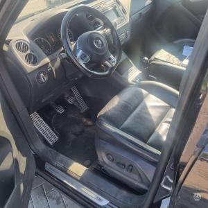 Melns Volkswagen Tiguan 2013 Tauragė, ar dzinēja tilpumu 1.97 L un nobraukumu 198 tūkst. km par 7950 €, foto 9 vietnē AUTOMOTO.COM.LV