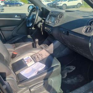 Melns Volkswagen Tiguan 2013 Tauragė, ar dzinēja tilpumu 1.97 L un nobraukumu 198 tūkst. km par 7950 €, foto 10 vietnē AUTOMOTO.COM.LV