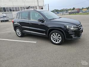 Black Volkswagen Tiguan 2013 in Panevezys, with an engine capacity of 2.00 L and mileage of 283 thousand km for 6800 €, photo 13 on AUTOMOTO.COM.LV