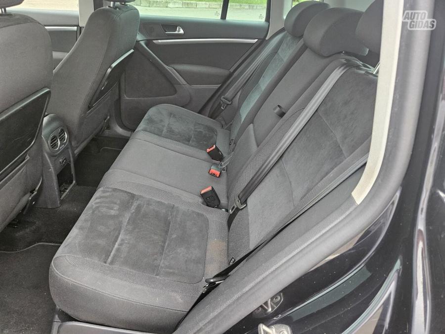 Black Volkswagen Tiguan 2013 in Panevezys, with an engine capacity of 2.00 L and mileage of 283 thousand km for 6800 €, photo 20 on AUTOMOTO.COM.LV