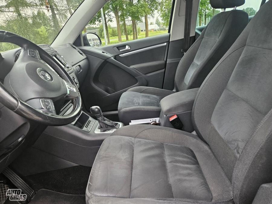 Black Volkswagen Tiguan 2013 in Panevezys, with an engine capacity of 2.00 L and mileage of 283 thousand km for 6800 €, photo 24 on AUTOMOTO.COM.LV
