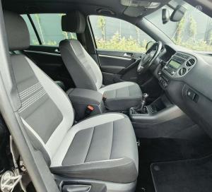 Black Volkswagen Tiguan 2013 in Vilnius, with an engine capacity of 1.97 L and mileage of 199 thousand km for 8950 €, photo 18 on AUTOMOTO.COM.LV