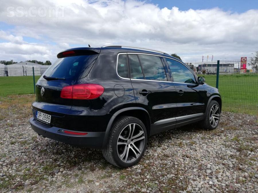 Melns Volkswagen Tiguan 2013 Saldus, ar dzinēja tilpumu 2.00 L un nobraukumu 208 tūkst. km par 8990 €, foto 3 vietnē AUTOMOTO.COM.LV