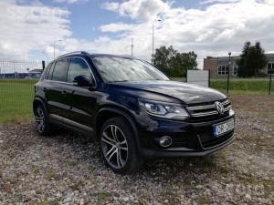 Melns Volkswagen Tiguan 2013 Saldus, ar dzinēja tilpumu 2.00 L un nobraukumu 208 tūkst. km par 8990 €, foto 4 vietnē AUTOMOTO.COM.LV