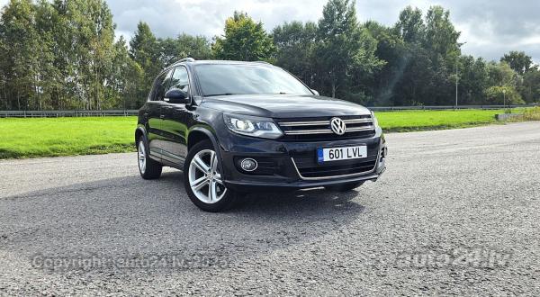Volkswagen Tiguan 2013 in Valga on AUTOMOTO.COM.LV Black Volkswagen Tiguan 2013 in Valga, with an engine capacity of 2.00 L and mileage of 211 thousand km for 9990 €, photo 1 on AUTOMOTO.COM.LV