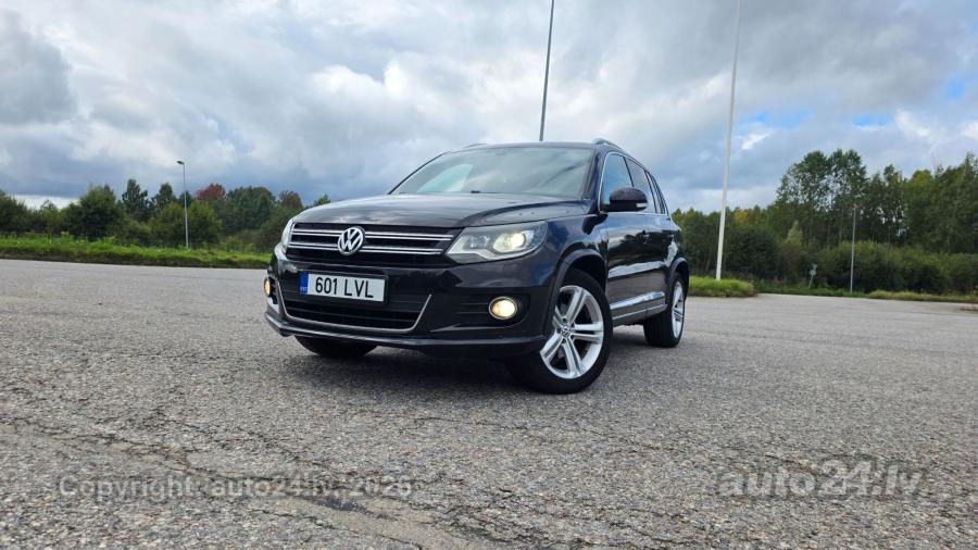Melns Volkswagen Tiguan 2013 Valga, ar dzinēja tilpumu 2.00 L un nobraukumu 211 tūkst. km par 9990 €, foto 3 vietnē AUTOMOTO.COM.LV