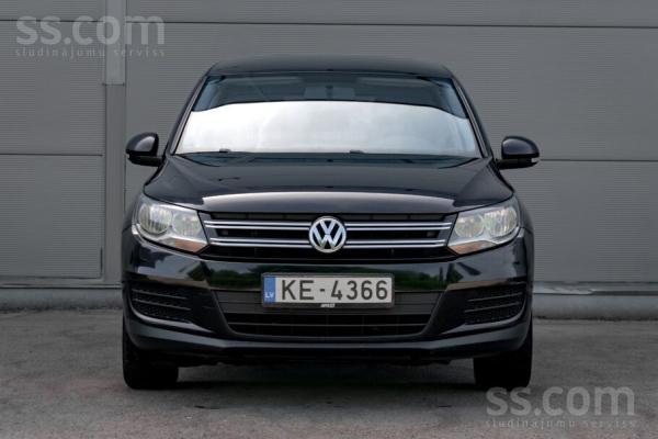 Black Volkswagen Tiguan 2014 in Riga, with an engine capacity of 1.40 L and mileage of 0 thousand km for 8653 €, photo 2 on AUTOMOTO.COM.LV
