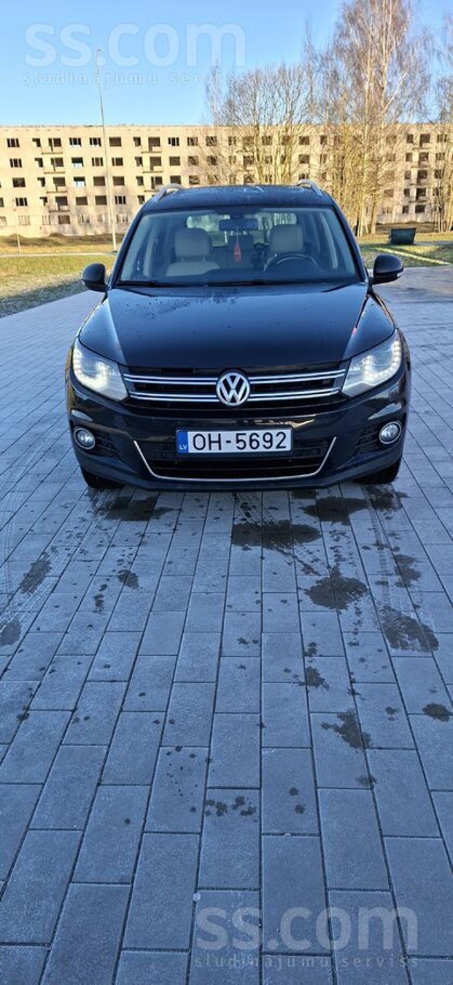 Melns Volkswagen Tiguan 2014 Jēkabpils, ar dzinēja tilpumu 2.00 L un nobraukumu 238 tūkst. km par 12860 €, foto 2 vietnē AUTOMOTO.COM.LV