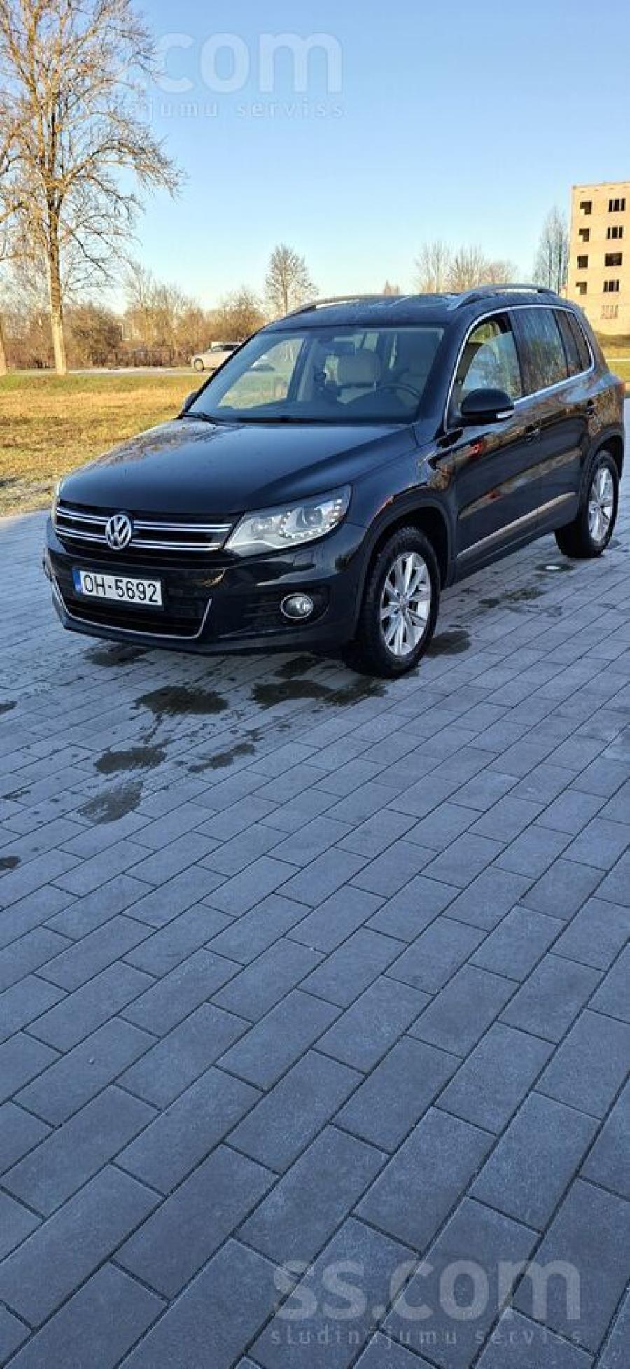 Melns Volkswagen Tiguan 2014 Jēkabpils, ar dzinēja tilpumu 2.00 L un nobraukumu 239 tūkst. km par 12160 €, foto 4 vietnē AUTOMOTO.COM.LV