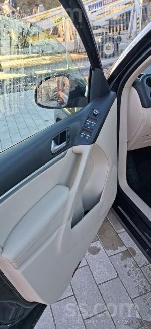 Melns Volkswagen Tiguan 2014 Jēkabpils, ar dzinēja tilpumu 2.00 L un nobraukumu 239 tūkst. km par 12160 €, foto 9 vietnē AUTOMOTO.COM.LV