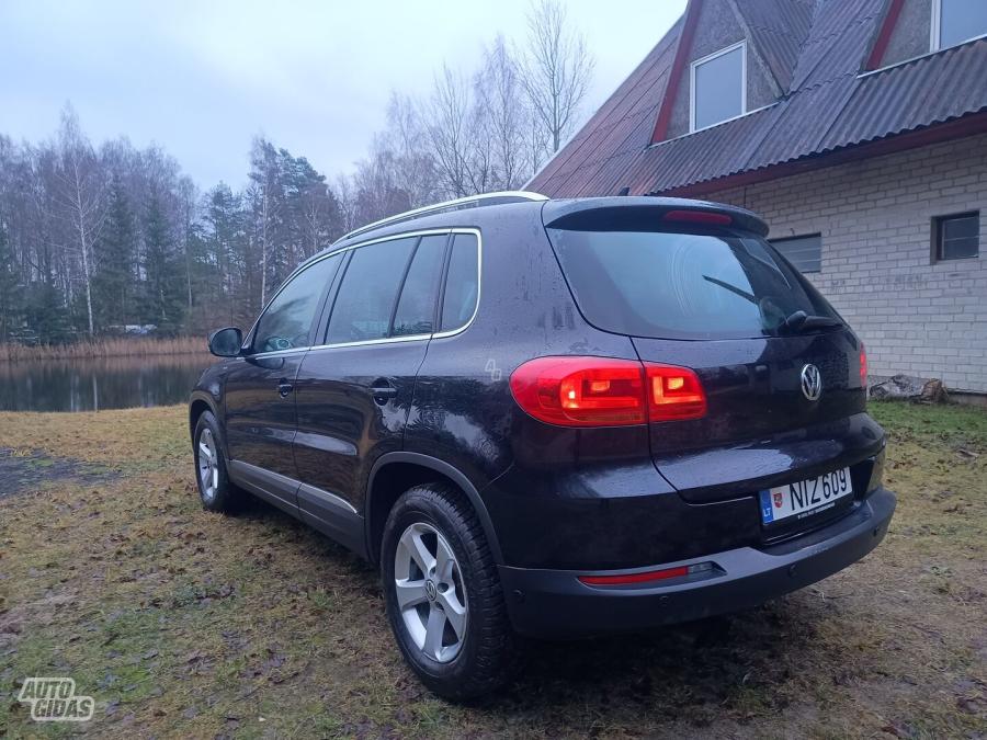 Melns Volkswagen Tiguan 2014 Šauļi, ar dzinēja tilpumu 1.40 L un nobraukumu 152 tūkst. km par 9100 €, foto 4 vietnē AUTOMOTO.COM.LV