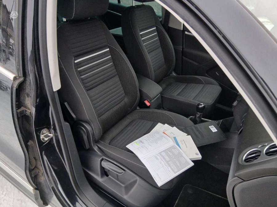 Black Volkswagen Tiguan 2014 in Marijampole, with an engine capacity of 2.00 L and mileage of 160 thousand km for 4850 €, photo 22 on AUTOMOTO.COM.LV