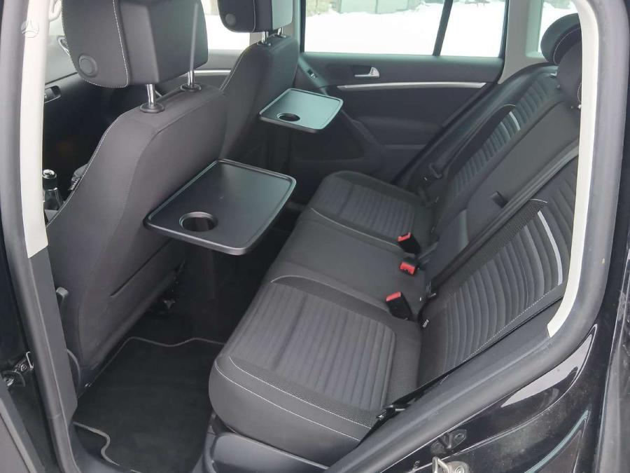 Black Volkswagen Tiguan 2014 in Marijampole, with an engine capacity of 2.00 L and mileage of 160 thousand km for 4850 €, photo 25 on AUTOMOTO.COM.LV