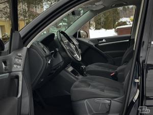 Melns Volkswagen Tiguan 2014 Kauņa, ar dzinēja tilpumu 2.00 L un nobraukumu 339 tūkst. km par 8650 €, foto 28 vietnē AUTOMOTO.COM.LV