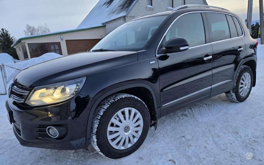 Melns Volkswagen Tiguan 2014 Kelmė, ar dzinēja tilpumu 1.97 L un nobraukumu 187 tūkst. km par 9970 €, foto 28 vietnē AUTOMOTO.COM.LV