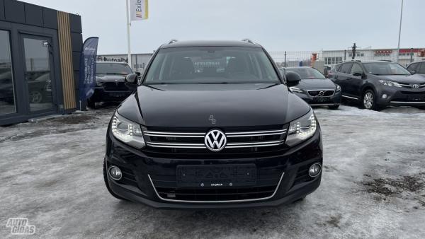 Melns Volkswagen Tiguan 2014 Marijampole, ar dzinēja tilpumu 2.00 L un nobraukumu 320 tūkst. km par 9990 €, foto 3 vietnē AUTOMOTO.COM.LV
