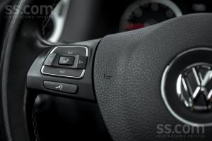 Black Volkswagen Tiguan 2014 in Riga, with an engine capacity of 2.00 L and mileage of 185 thousand km for 11750 €, photo 19 on AUTOMOTO.COM.LV
