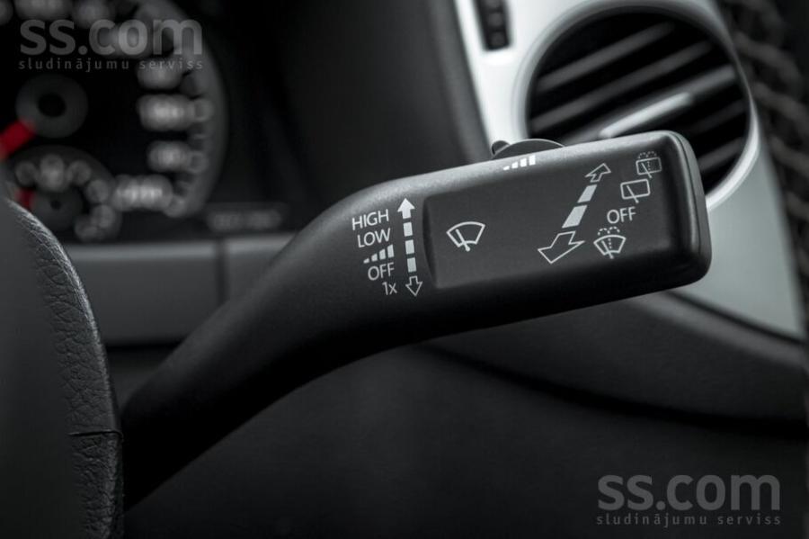 Black Volkswagen Tiguan 2014 in Riga, with an engine capacity of 2.00 L and mileage of 185 thousand km for 11750 €, photo 22 on AUTOMOTO.COM.LV