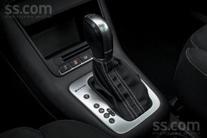 Black Volkswagen Tiguan 2014 in Riga, with an engine capacity of 2.00 L and mileage of 185 thousand km for 11750 €, photo 23 on AUTOMOTO.COM.LV