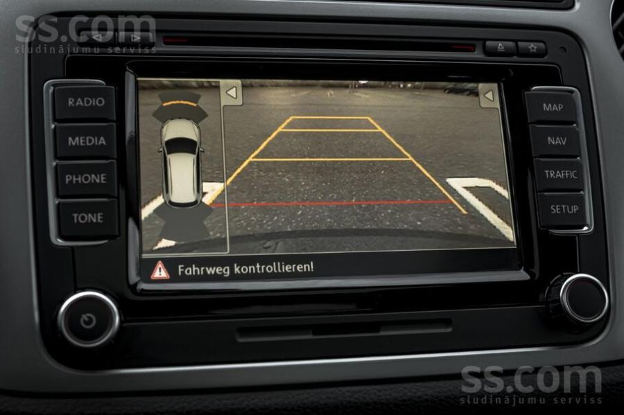 Black Volkswagen Tiguan 2014 in Riga, with an engine capacity of 2.00 L and mileage of 185 thousand km for 11750 €, photo 28 on AUTOMOTO.COM.LV