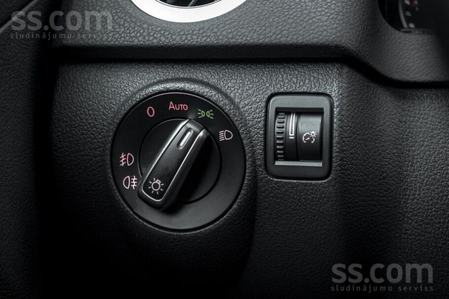Black Volkswagen Tiguan 2014 in Riga, with an engine capacity of 2.00 L and mileage of 185 thousand km for 11750 €, photo 30 on AUTOMOTO.COM.LV
